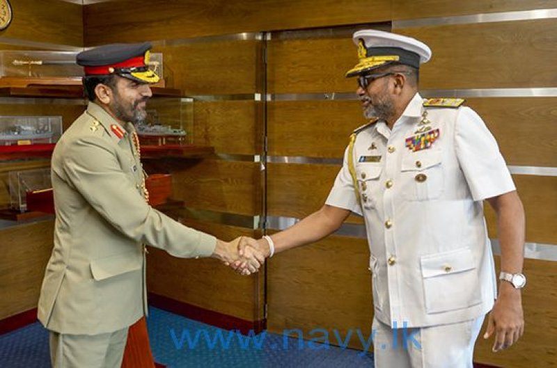 Newly appointed Defence Advisor to HC of Pakistan calls on Navy Commander