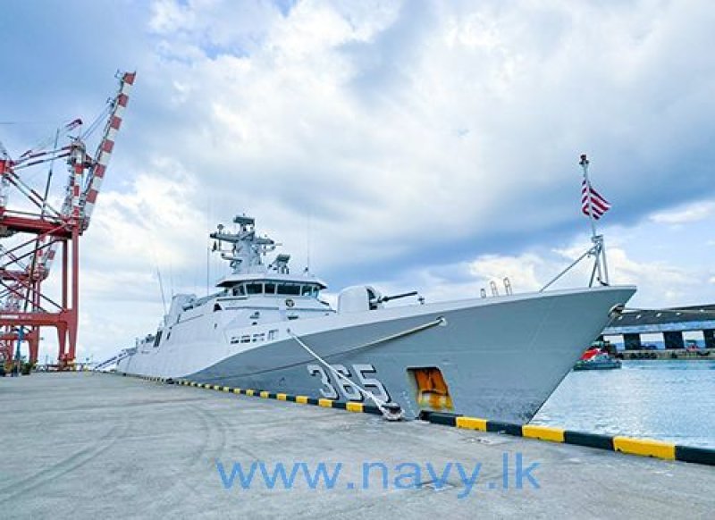 KRI DIPONEGORO- 365 arrives at port of Colombo