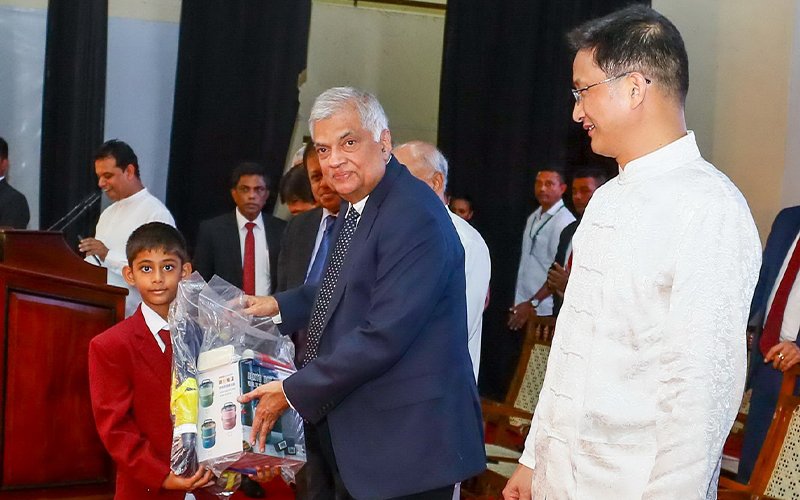 President calls for re-examination of King Sitawaka Rajasingha’s legacy