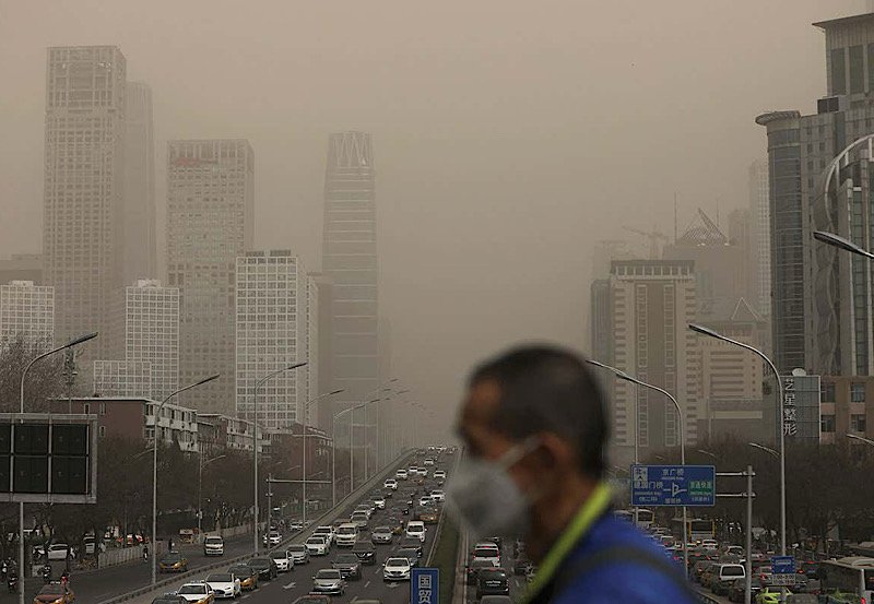 Haze blankets Sri Lanka due to polluted air from India