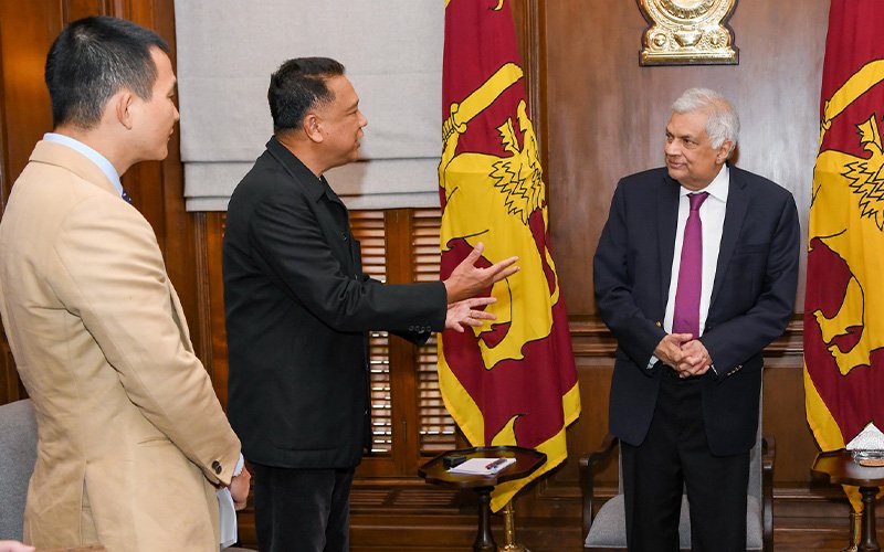 President Directs Allocation of Thai Buddhist Group’s Donation