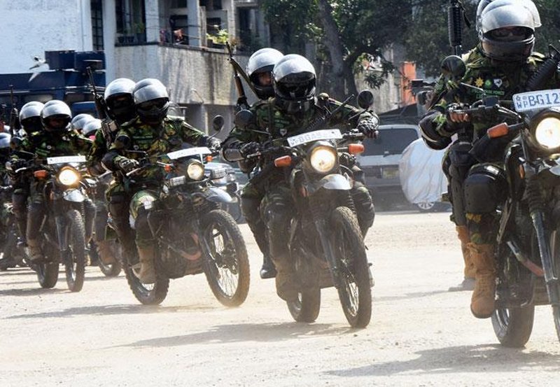 Police arrest three gang members in in special operation